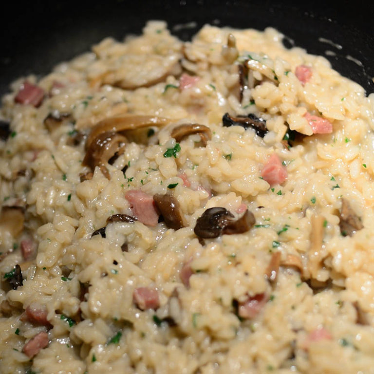 Prepara il risotto del Boscaiolo, un primo piatto delizioso per i tuoi ...